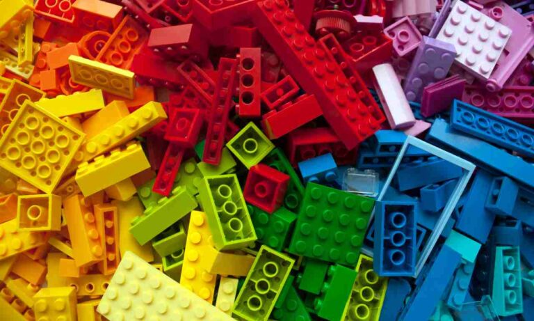 Lego, vi ricordate questi pezzi? Ora valgono una fortuna