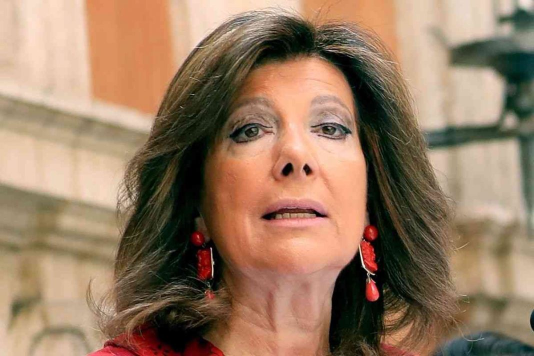 Elisabetta Casellati chi è, quanto guadagna, patrimonio, cifre