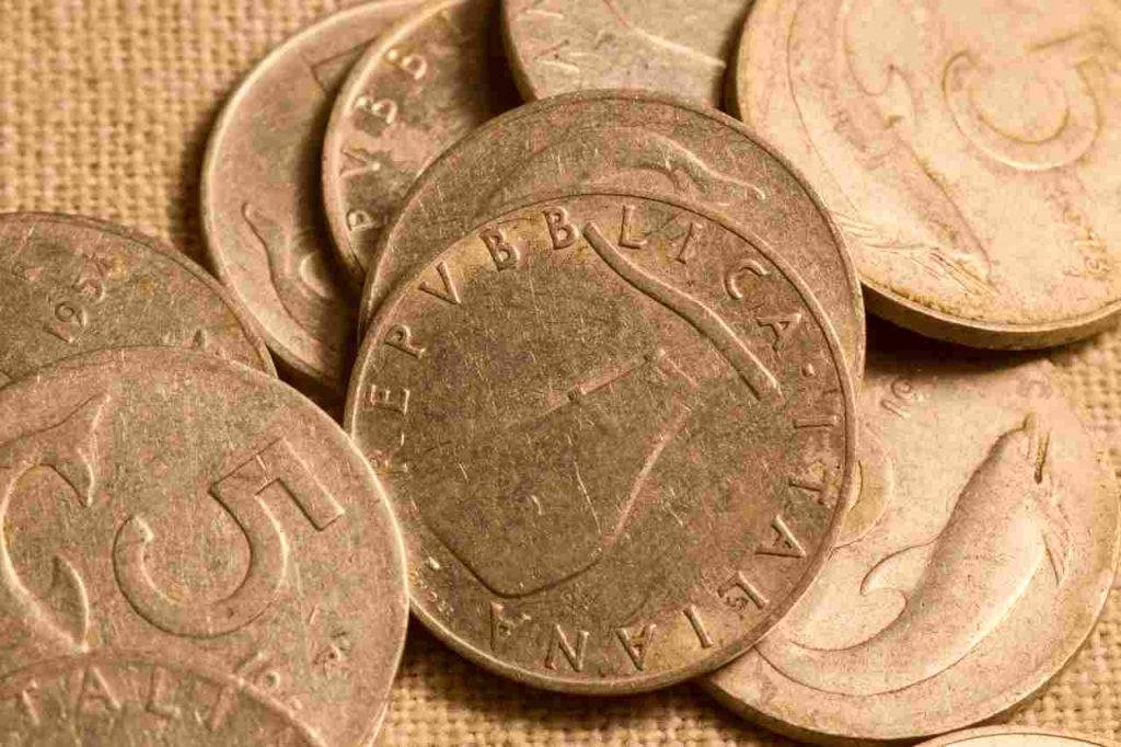 Monete, con questo vecchio esemplare di lira ci acquisti un monolocale